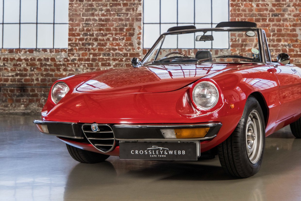 Alfa Romeo Spider 2000 Veloce for sale - Crossley & Webb