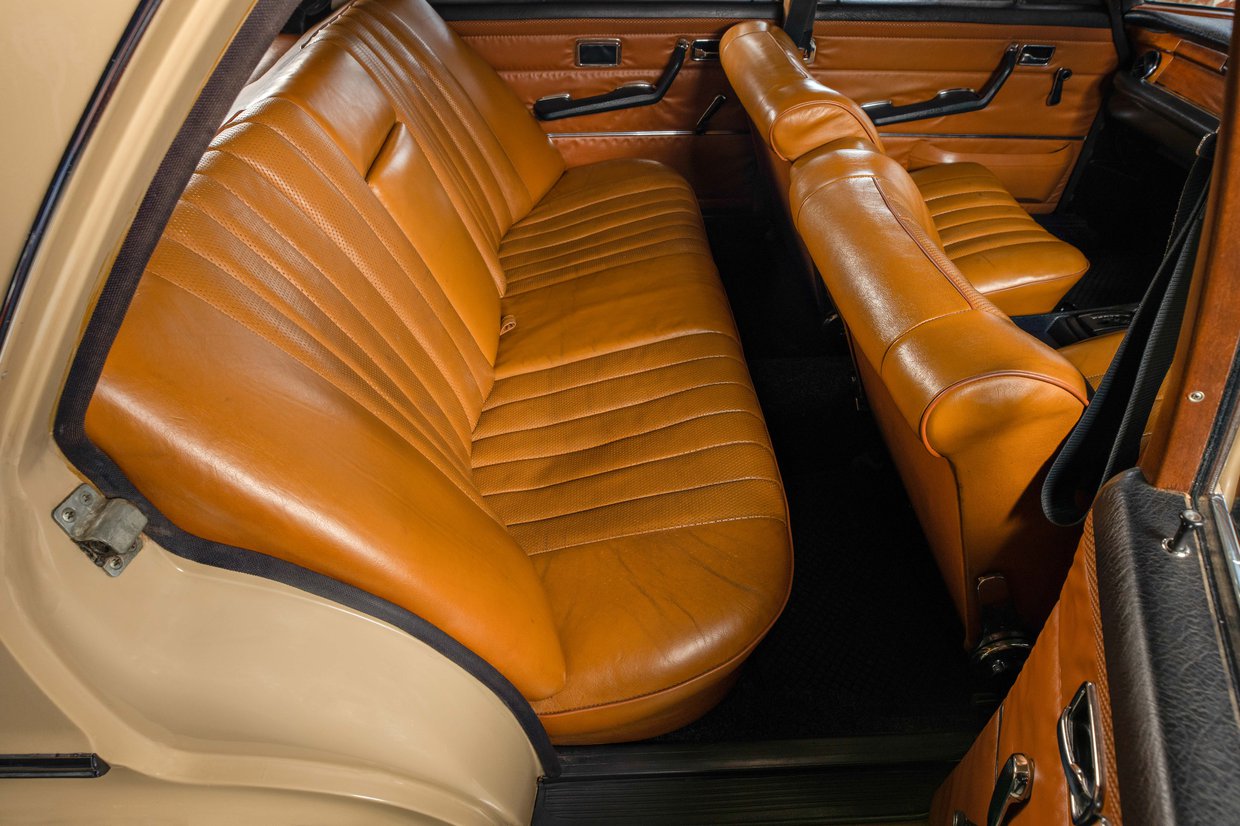 Mercedes Benz 280se W108 - Crossley & Webb