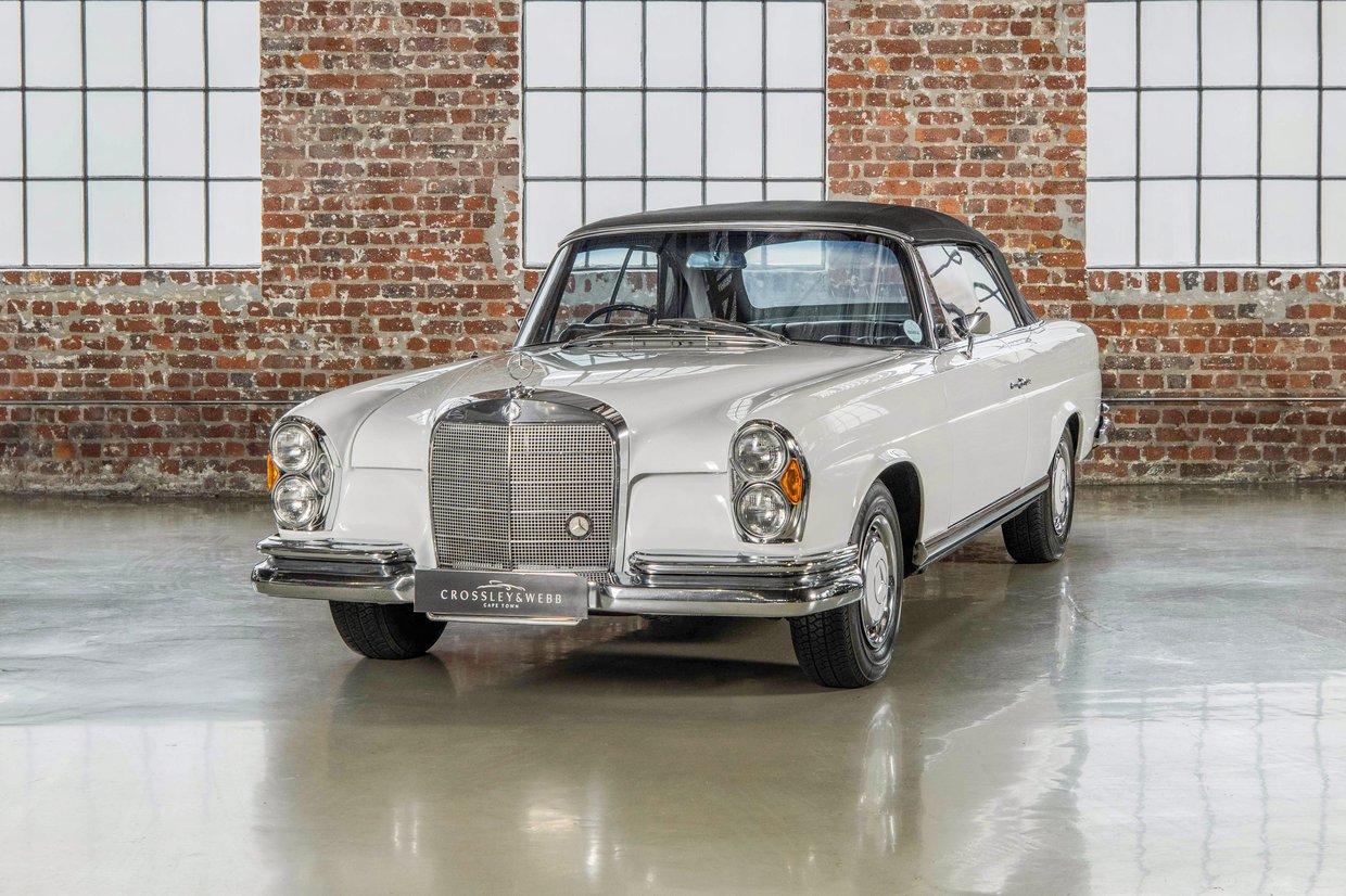Mercedes Benz W111 220se Convertible - Crossley & Webb