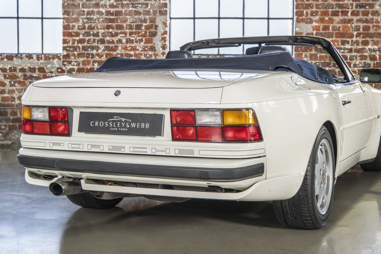 Porsche 944 S2 Cabriolet - Crossley & Webb